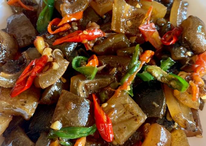 Resep Oseng Pedas Kulit Sapi oleh Aulia Ulfah - Cookpad