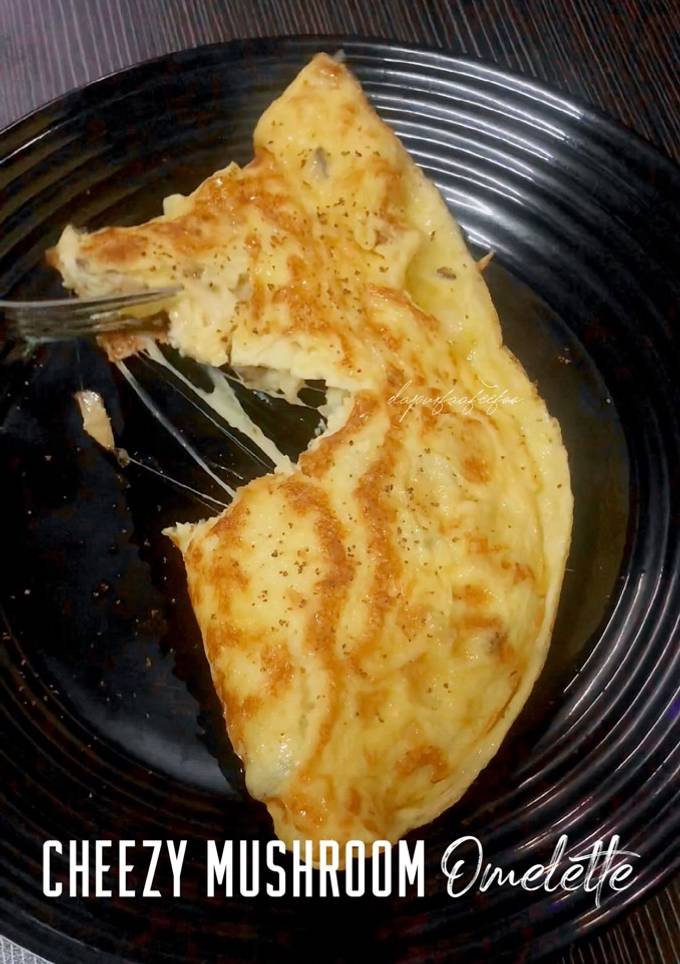 Resipi Cheezy Mushroom Omelette oleh Kakak Faa - Cookpad