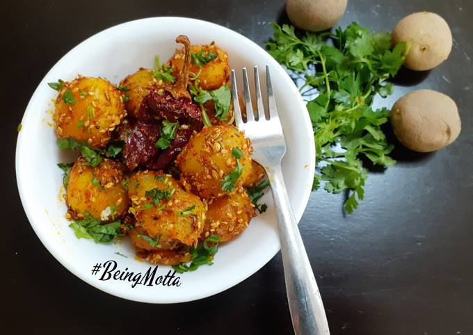 Rajasthani Aloo / Aloo fry Recipe by Jasmin Motta _ #BeingMotta - Cookpad