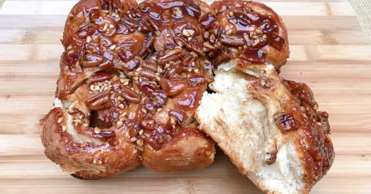 Maple syrup pecan cinnamon roll (TangZhong /water roux method) Recipe ...