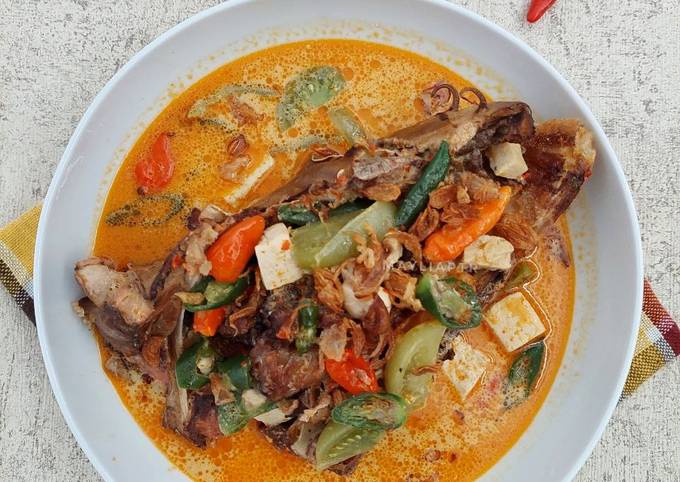 Resep Mangut Kepala Ikan Manyung Asap oleh Maylia Putri - Cookpad