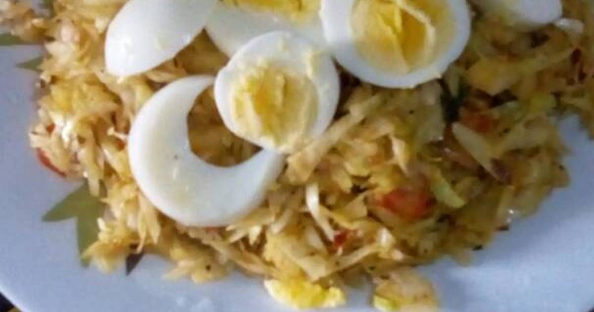 Fried Cabbage with boiled eggs Recipe by Lade - Cookpad