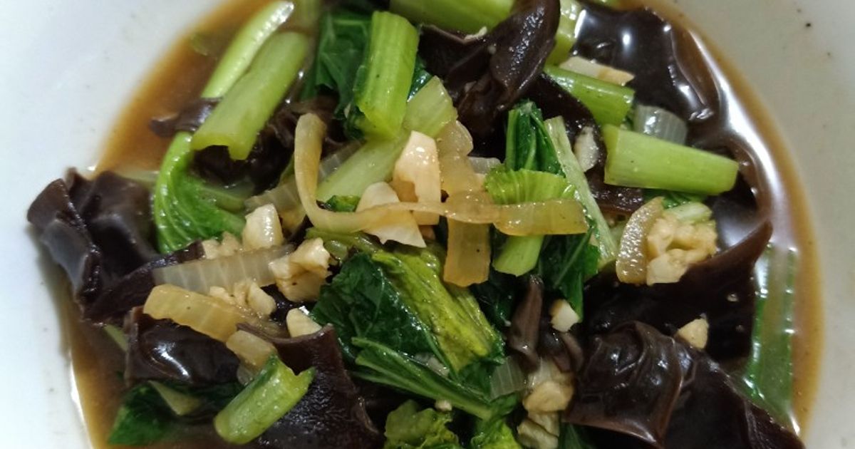 Resep Ca Caisin Jamur Kuping oleh leni octaviani - Cookpad