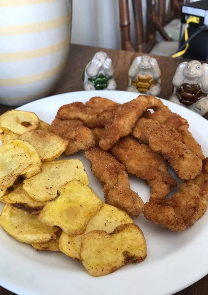 Pavita fingers con papas fritas🥔 🔝 Receta de Homemade.sato- Cookpad