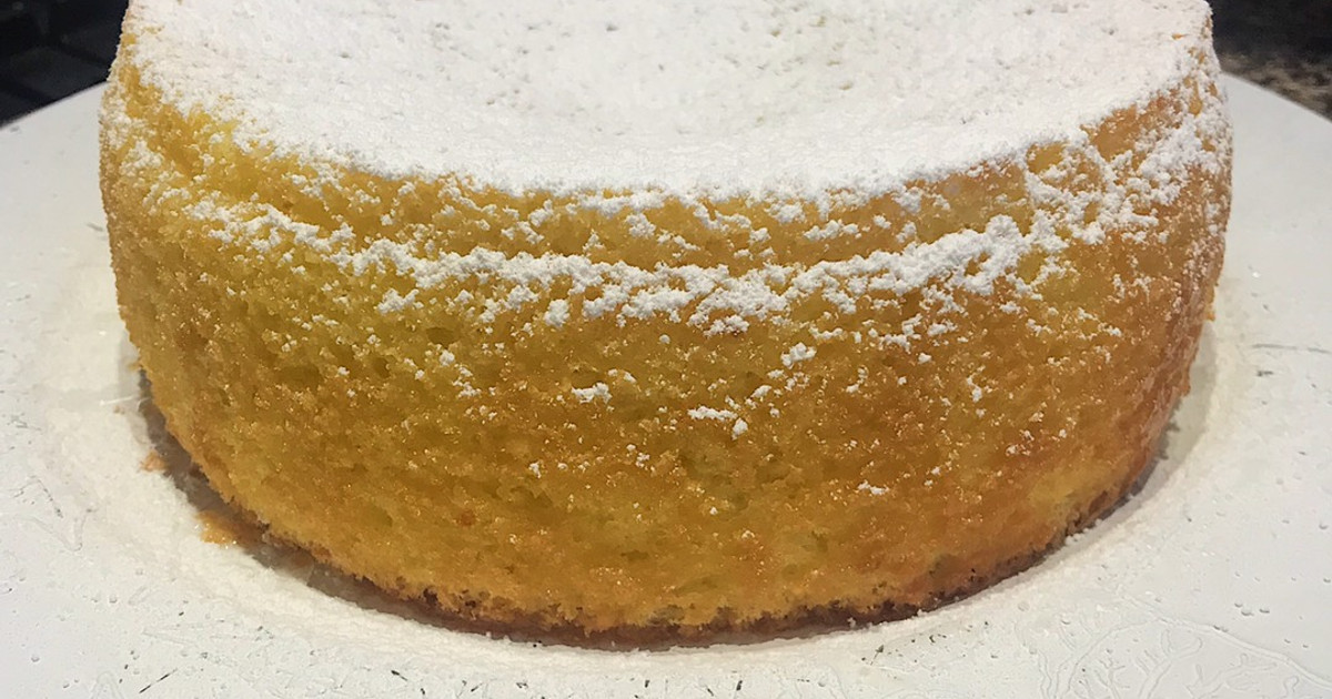 Bizcochuelo Genoise Receta de Cami Alvarez- Cookpad