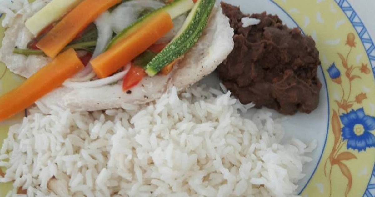 Pescado empapelado con verduras Receta de Karly Avila- Cookpad