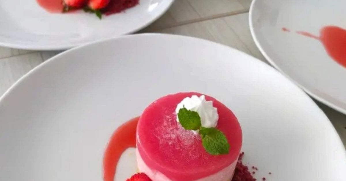 Resep Guava Mousse Cake oleh Journal Alya 📖 - Cookpad