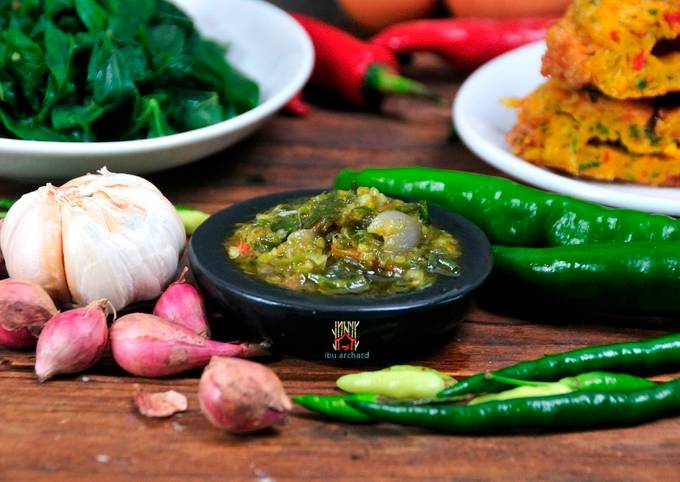 Resep Sambal Ijo Padang & daun singkong rebus oleh Alnase Nur Fitrah ...