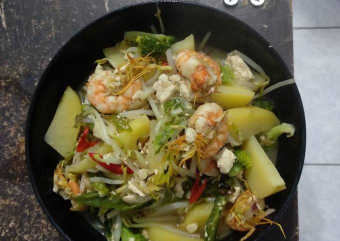Resep Capcay Tumis Udang Kentang oleh Wulan Surbakti - Cookpad