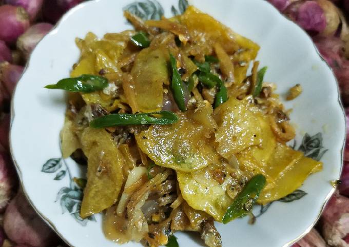 Resep Teri Kentang Cabe Ijo oleh Rhee - Cookpad