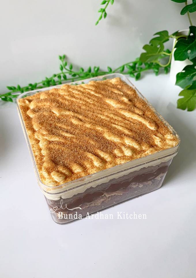 Resep Choco Regal Dessert Box Dengan Cream Ekonomis (Gluten Free) oleh Irna Sofiana (Nana) - Cookpad