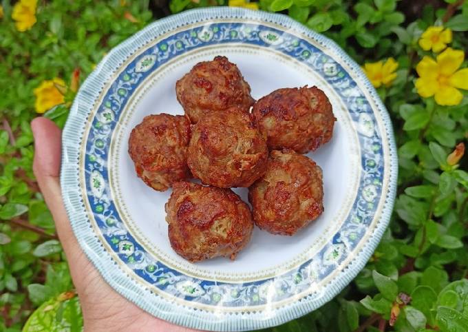 Resep Meatballs/ Bakso Sapi/ Bola Daging oleh Kenty Retnani Putri - Cookpad