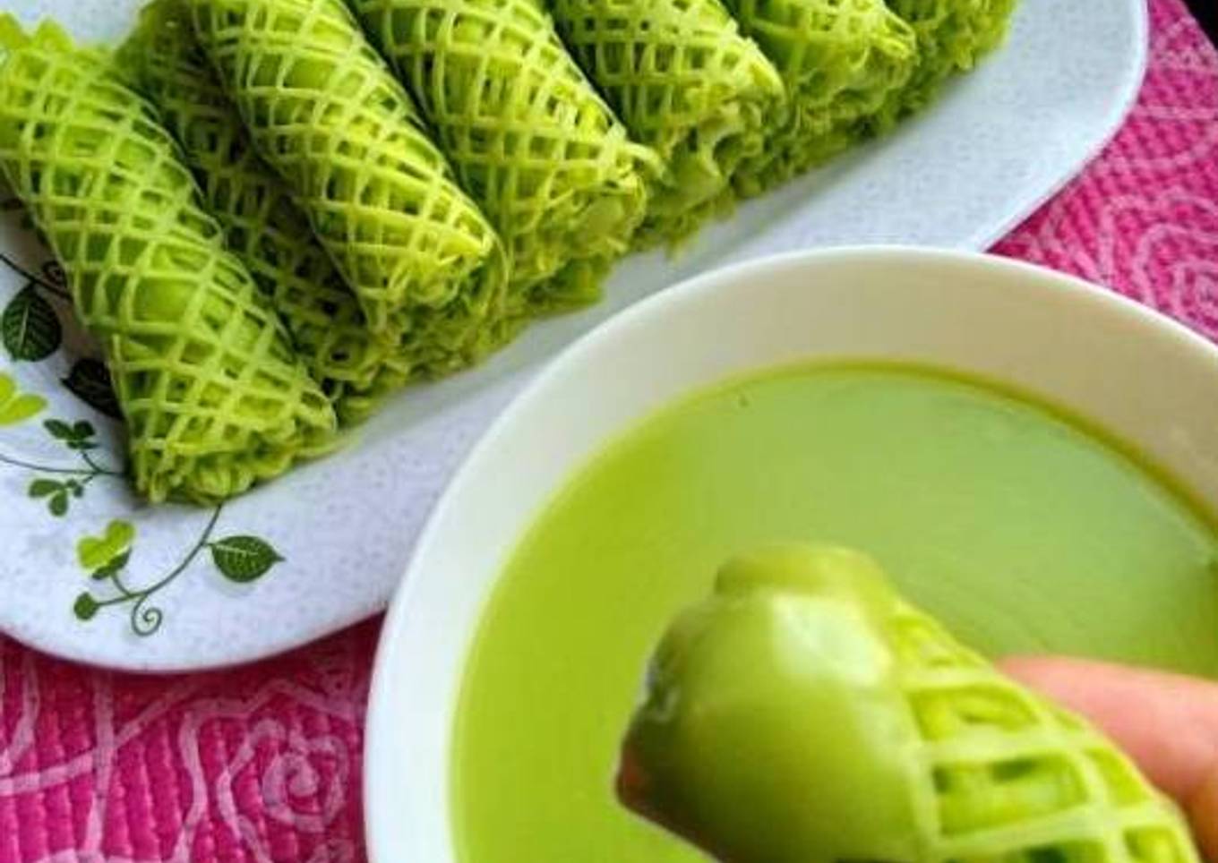 Resepi Roti Jala Pandan Bersama Sos Manis Yang Memang Lazat Dan Ringkas