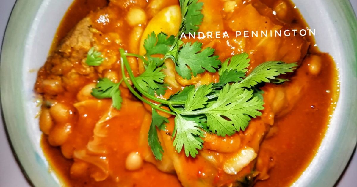Estofado De Frijoles Blancos Con Costilla Receta de Andrea Pennington 🇬🇹