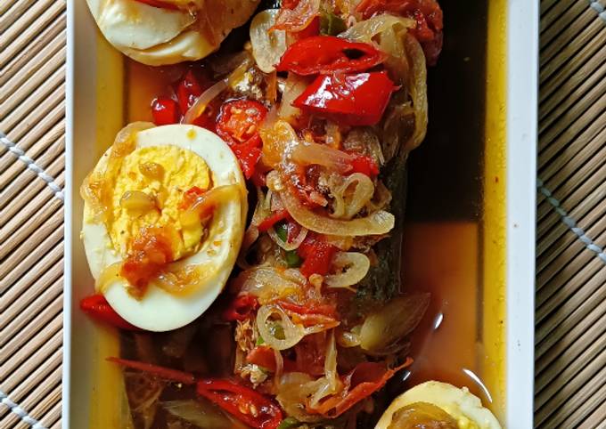 Resep 341. Telor Kembung Kuah Sambal Terasi oleh Devin - Cookpad