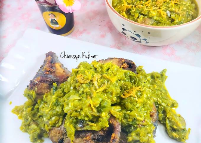 Resep Tongkol Sambal Ijo Daun Jeruk oleh Chiensyn Kuliner - Cookpad