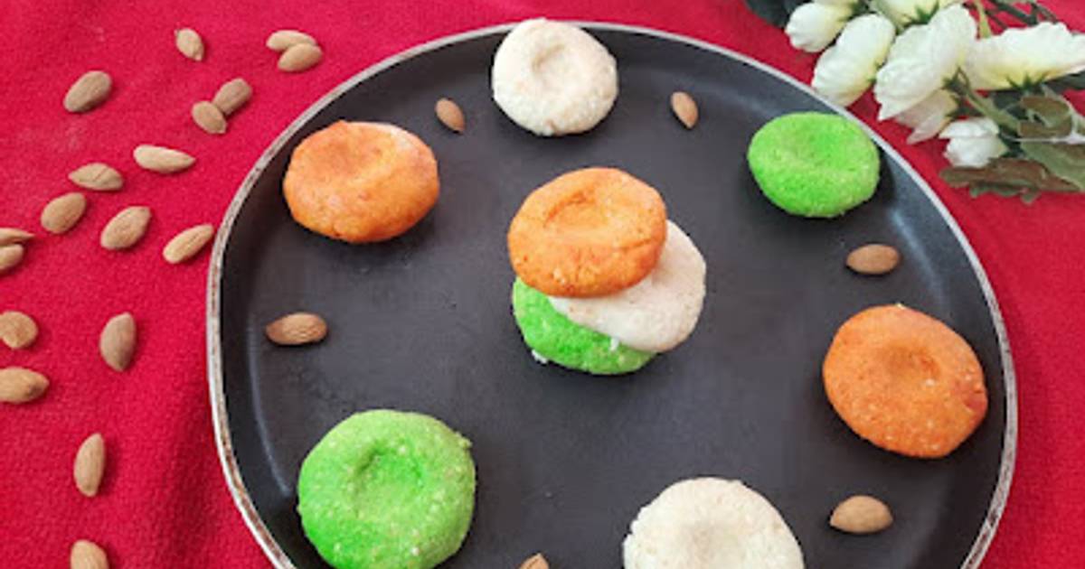 Tricolor sondesh Recipe by Mukti Sahay - Cookpad