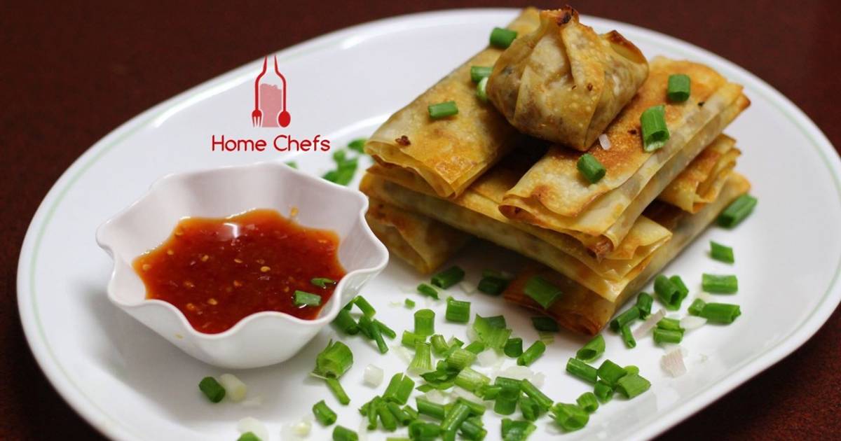 Sweet & Spicy Chicken spring Roll Recipe by Shaheen Mustafa - Cookpad