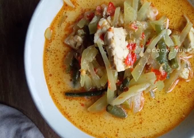 Resep Sayur Ketupat Simple oleh Nur Endah - Cookpad