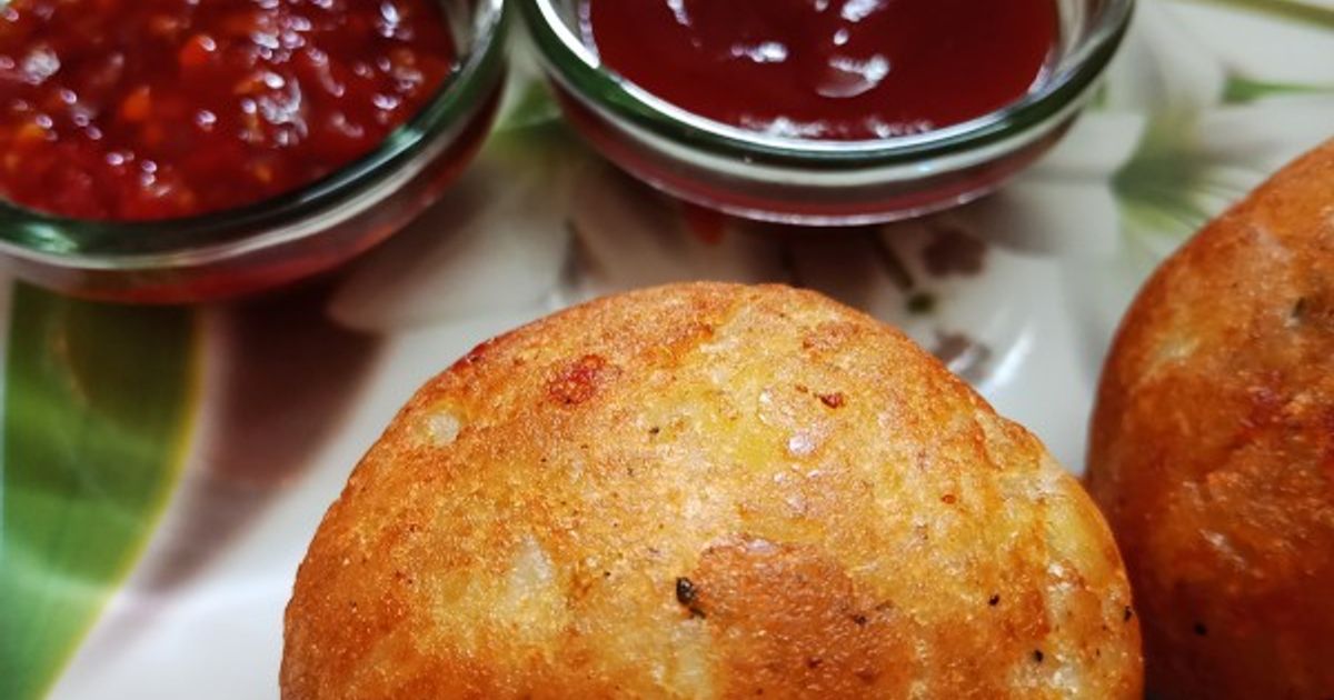 Indori Patis Recipe by Munvi - Cookpad