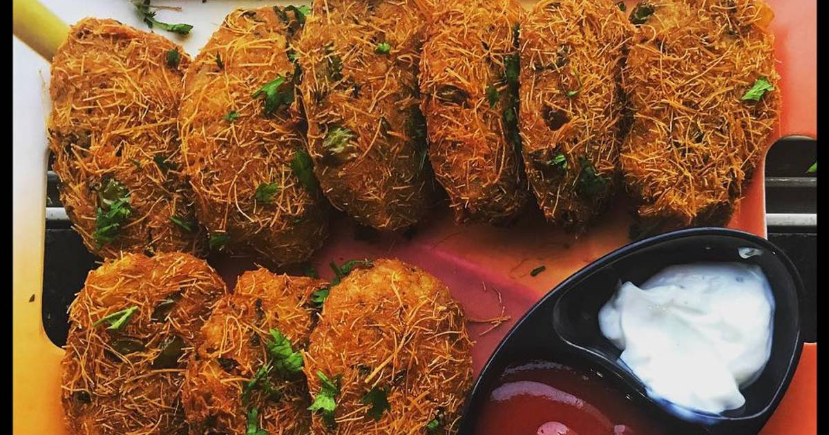 Chicken russian cutlet Recipe by Uzma Shaikh - Cookpad