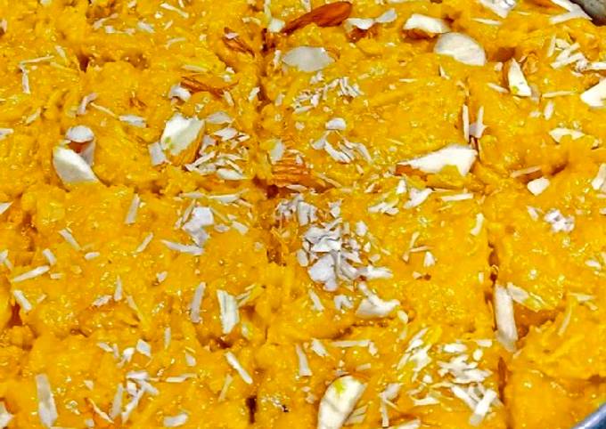 Sev Barfi. (Sindhi Style) Recipe by Juhi Sewani 💕 - Cookpad