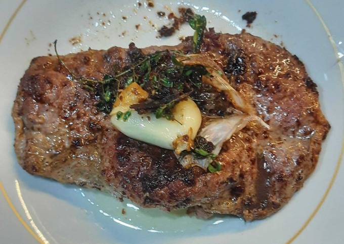 Resep Sirloin Meltique Beefsteak oleh Grandmaster Chef Bonbon - Cookpad