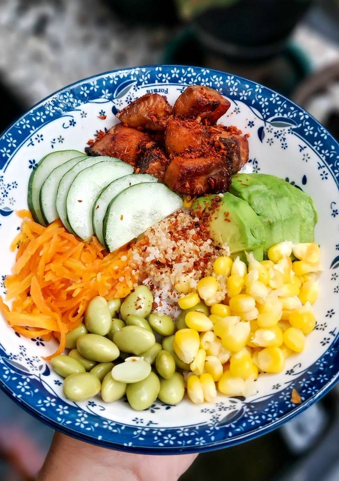 Resep 403. Salmon Poke Rice Bowl oleh Noona Hilda ️ - Cookpad