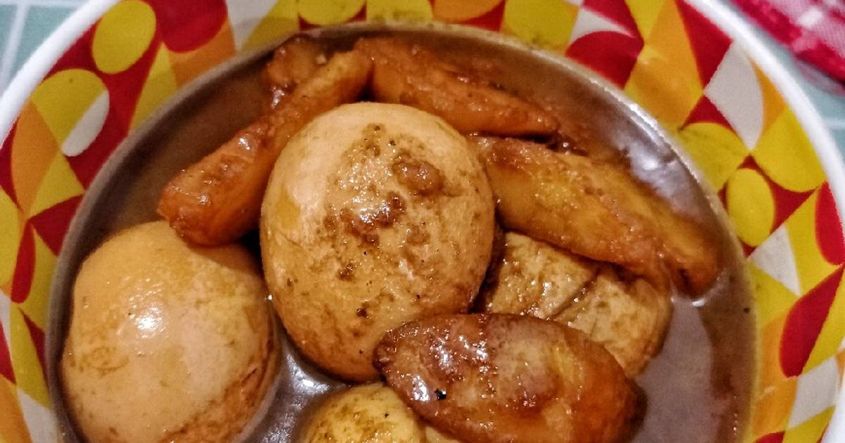 Resep Semur Kentang Telur Manis oleh Mama Nia - Cookpad