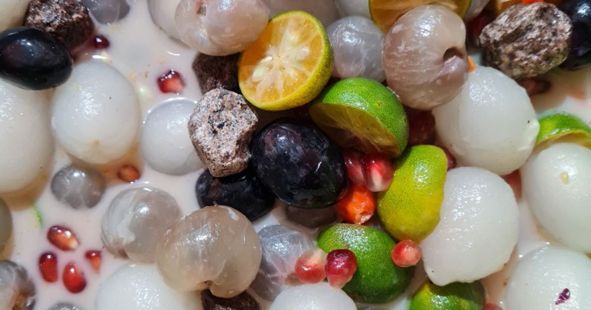 Resep asinan buah kiamboy nanas rumahan enak dan mudah - Cookpad