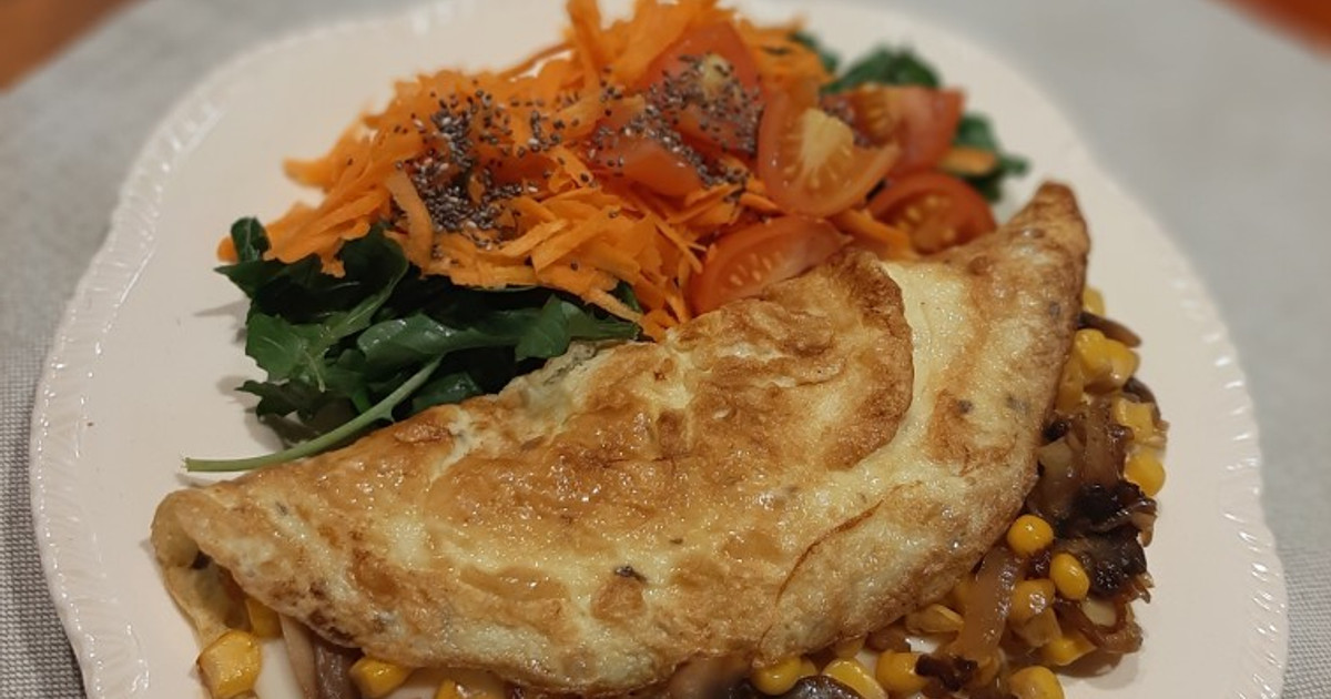 Omelette De Queso, Cebolla, Choclo Y Champignones Receta de Lic ...