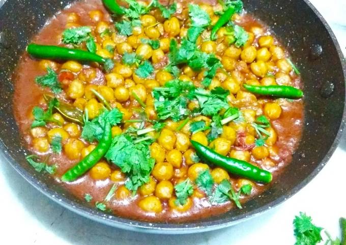 Chole masale(my style) Recipe by Nazia Parveen - Cookpad