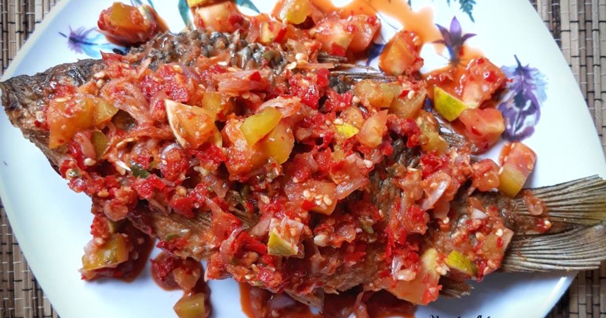 Resep Ikan Mas Sambal Banjur oleh Beranda Aqlan - Cookpad