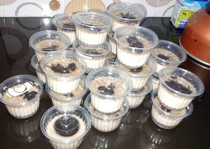 Resep Puding oreo oleh Dyah Kurniasih - Cookpad