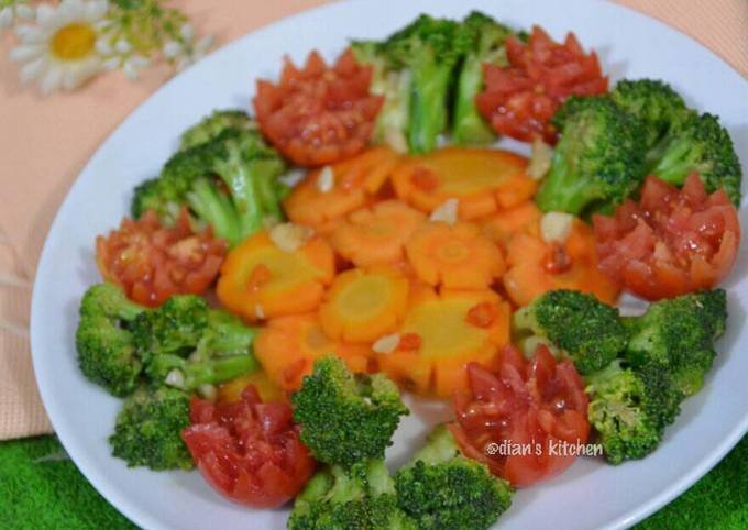 Resep Tumis Brokoli & Wortel oleh • dian's kitchen • - Cookpad