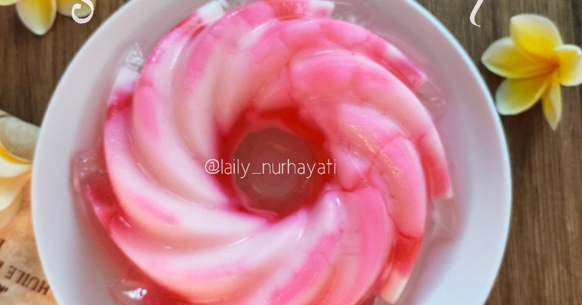 Resep Puding Merah Putih (nutrijell) oleh Laily Nurhayati - Cookpad