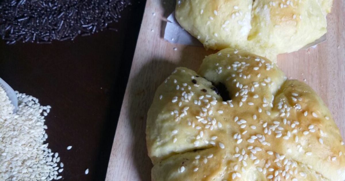 Resep Roti Meses Mahkota Bunga oleh Dewi Isyaroh - Cookpad