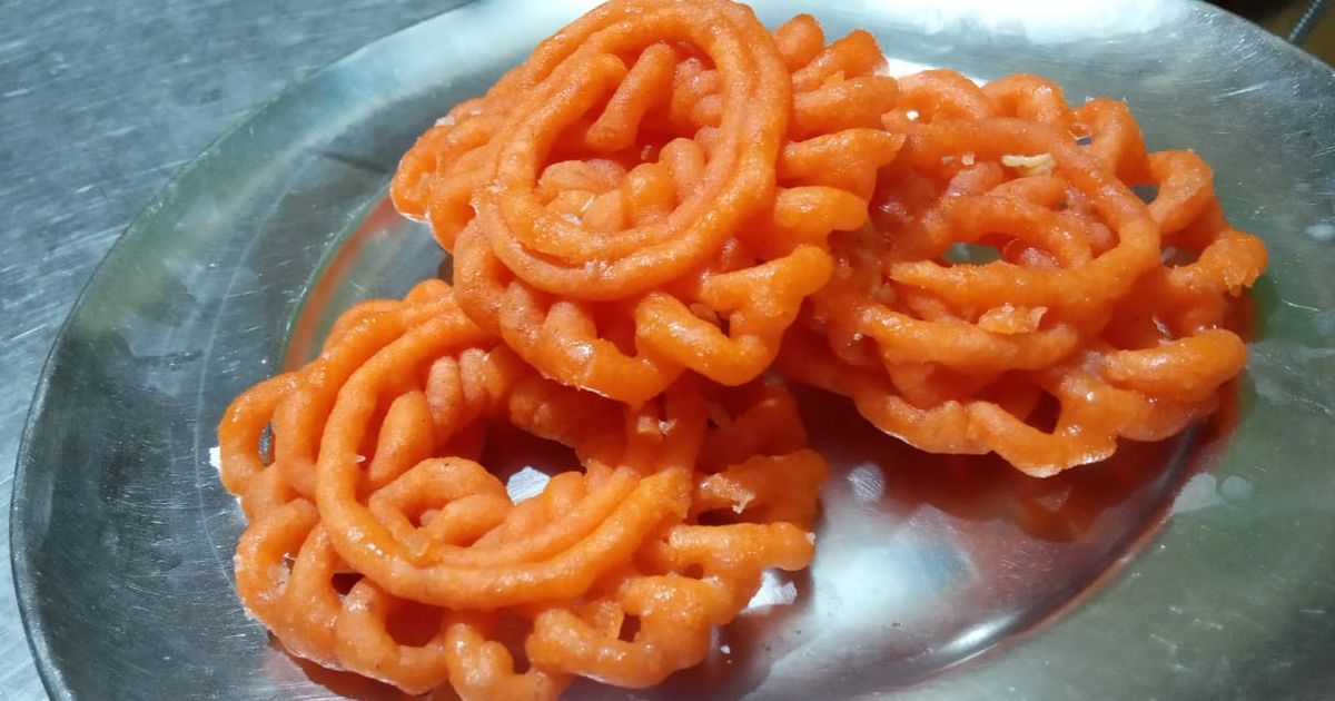 Imarti (Indian Sweet Imarti Recipe) Recipe by Sakshi