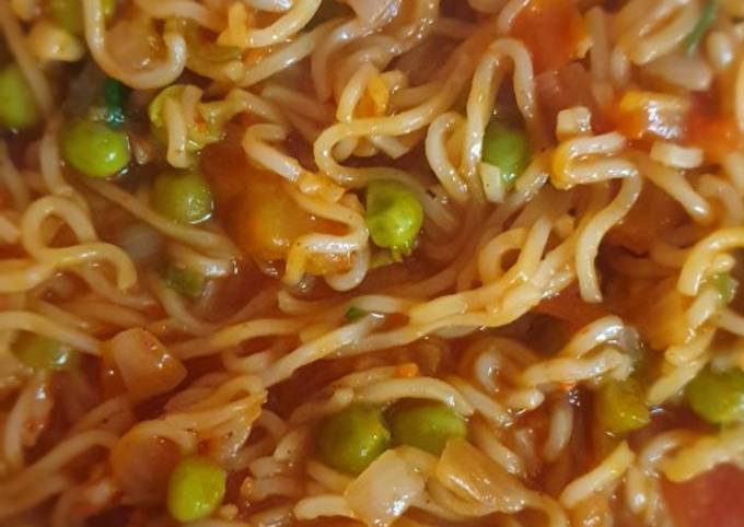Veggie maggie Recipe by anjujindal - Cookpad