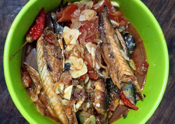 Resep Ikan Pindang Keranjang Masak Sarden 🐟 Oleh Afra Cookpad
