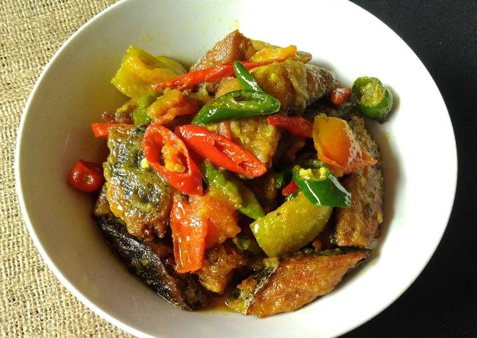 Resep Ikan Pindang Bumbu Kuning Oleh Lungit Darmawan Cookpad