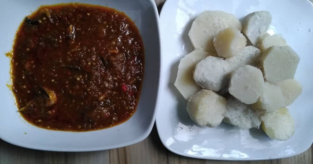 Boiled cocoyam and Aubergine sauce Recipe by ssbasil_flower - Cookpad