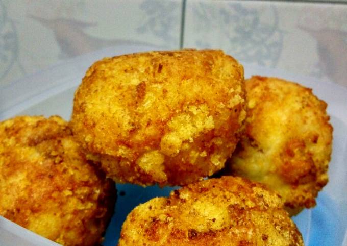 Resep Bola kentang Cheetos oleh AfifahAfrh18 - Cookpad