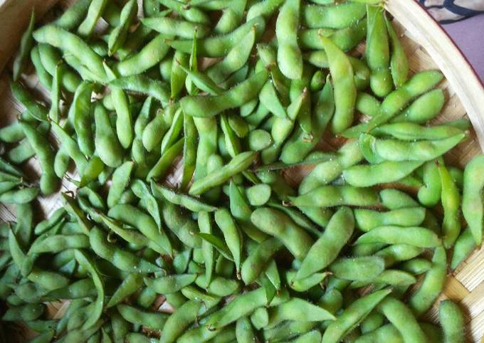 Resep Edamame rebus (tips supaya cruchy yummy) oleh Fanny08w - Cookpad