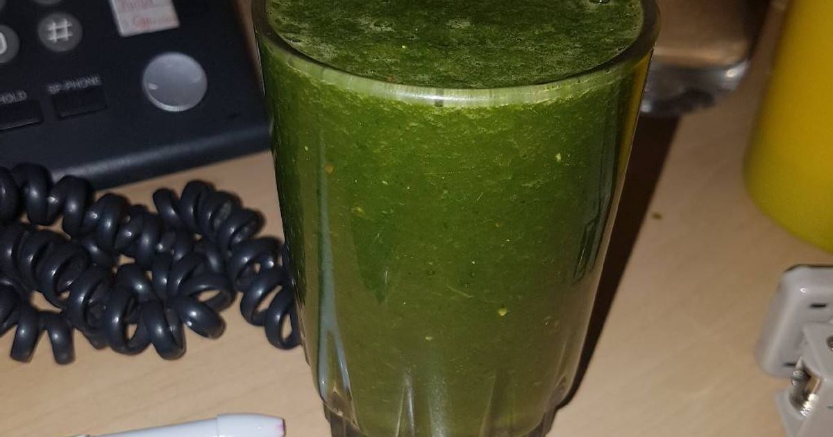 Green Leafy Vegetable Smoothie Recipe by Caroline Mutonga - Cookpad