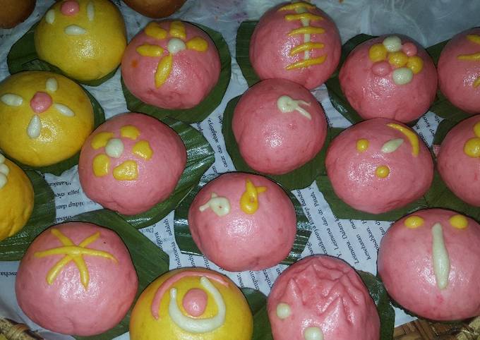 Resep Kue pawa karakter super lembut oleh Mama NayaDifha - Cookpad