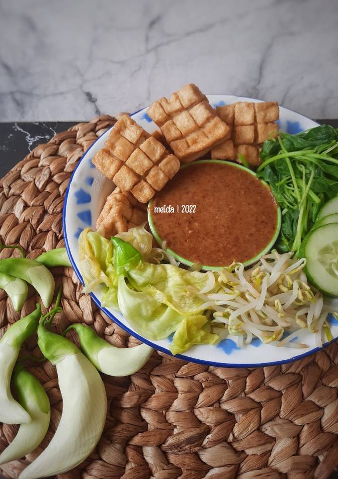 Resep Pecel Kembang Turi oleh melda yanti - Cookpad