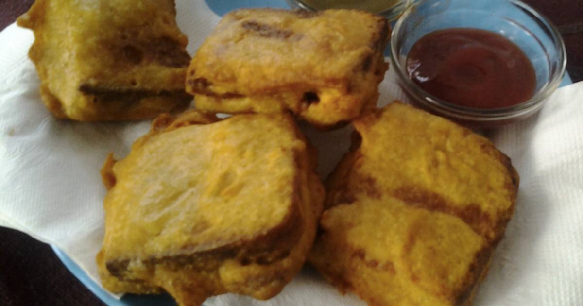 Stuffed Bread Pakora Recipe by meera - Cookpad