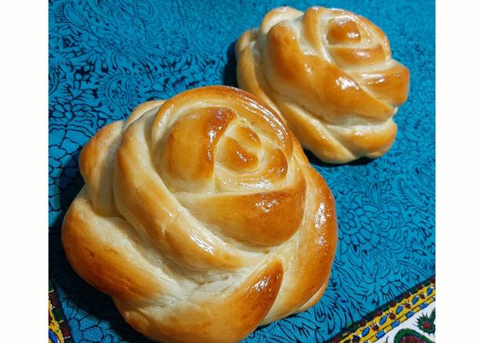 طرز تهیه نان به شکل گل رز ساده و خوشمزه توسط 🦋mohaddeseh🦋 - کوکپد