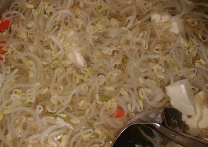 Resep Sayur bening toge dn tahu oleh Farah Disil - Cookpad
